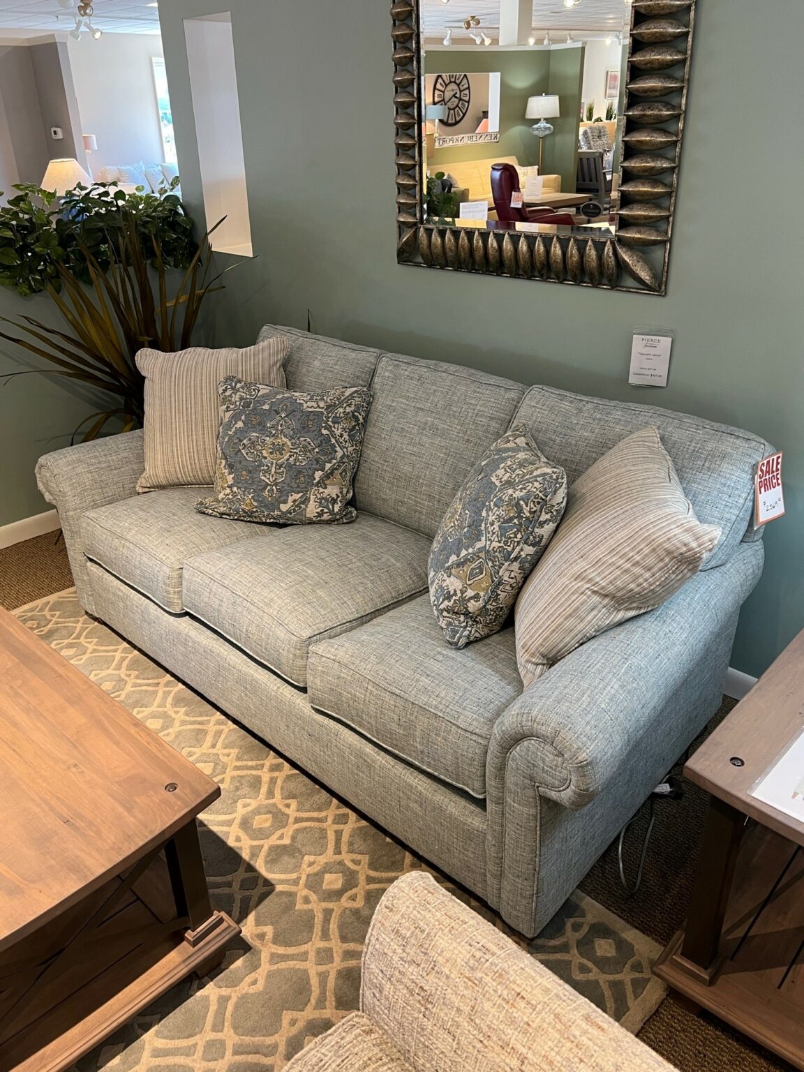 Morgan Sofa | Pierce Furniture